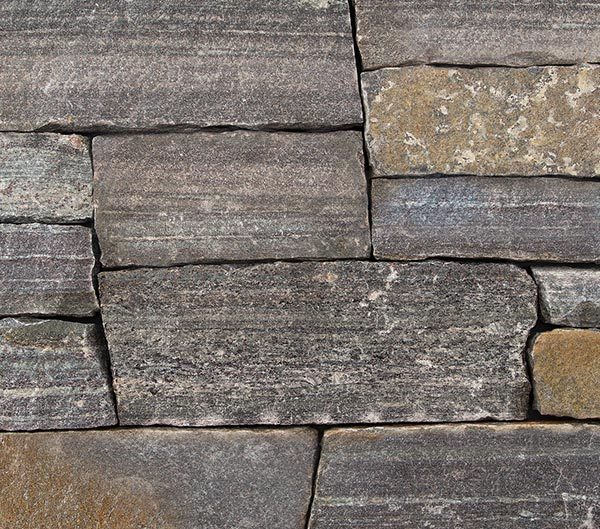 Saratoga Granite Ledge - Green Mountain Veneer