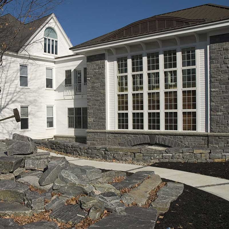 Corinthian Granite Ashlar Stone Veneer - Green Mountain Veneer