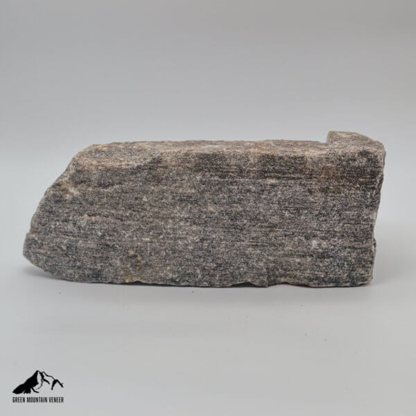 Saratoga Granite Ledge Stone Veneer - Green Mountain Veneer