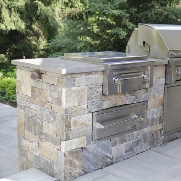 Ticonderoga Granite Ledge Full Bed - Green Mountain Veneer